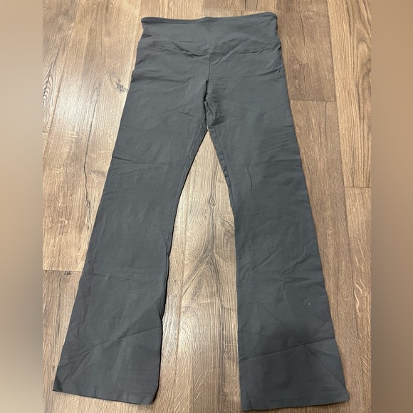 Yummie by Heather Thomson | Pants & Jumpsuits | Yummie Bootcut Leggings ...